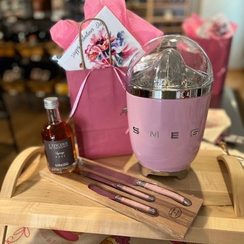 Valentine’s Day Pastels – Maple Run Emporium